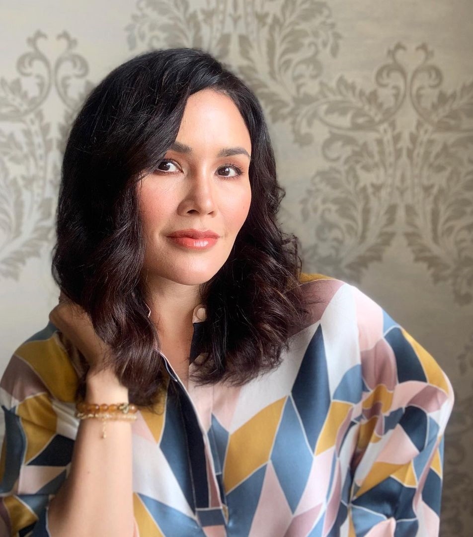 Selebriti Malaysia 80-an dan 90-an berwajah Pan-Asia | MissMynah